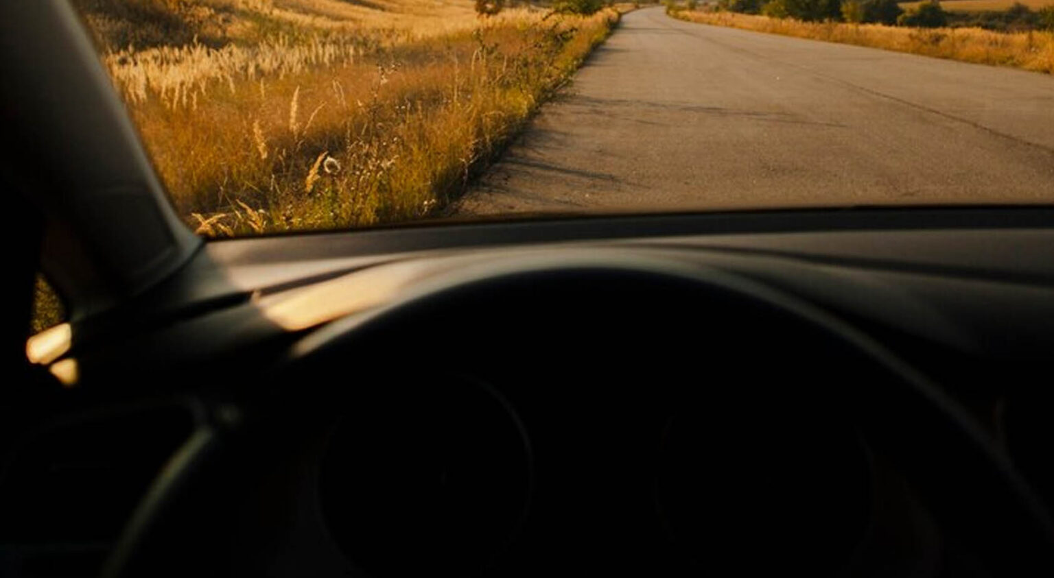 Is It Better to Leave Car Windows Open on a Hot Day? The Pros and Cons ...