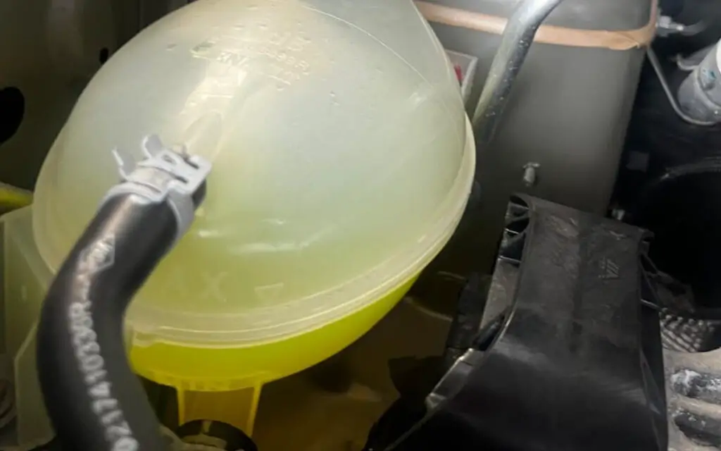 Risks of Combining Tap Water and Engine Coolant – motor snitch