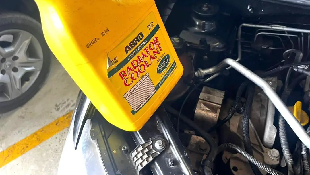 Why Does My Car Use Coolant So Fast? 5 Must-Know Reasons – motor snitch