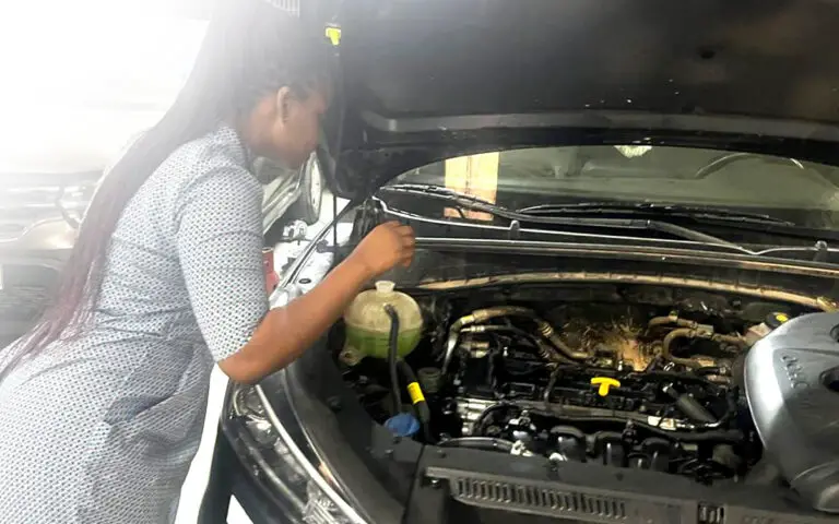 Why Does My Car Use Coolant So Fast? 5 Must-Know Reasons – motor snitch